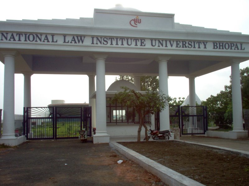 10 Of The Reputed Law Institutions In India » Indian Institute of Legal ...